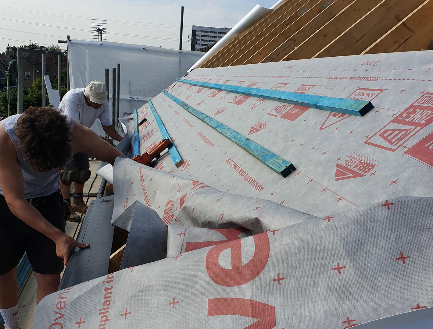 An independent, family-run roofing merchant with over 30 years of ...